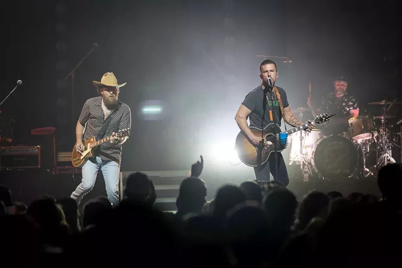 All the Photos From Brothers Osborne's Performance at Cincinnati's ICON ...