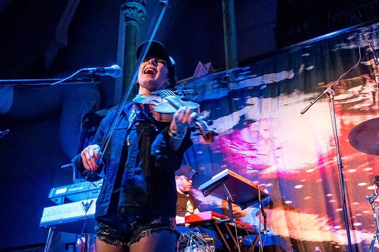 All the Photos from the Amanda Shires Performance at Newport's ...