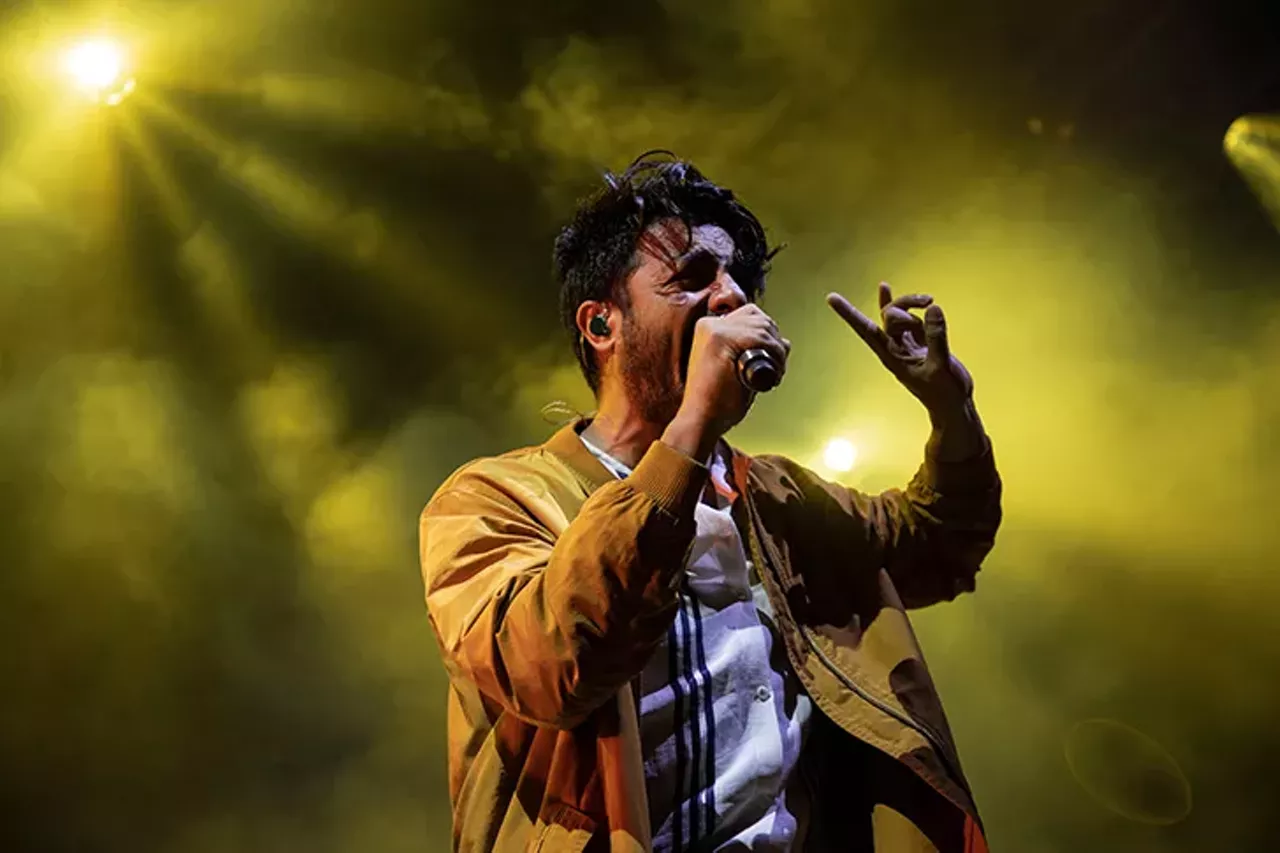 All The Photos From Young The Giant and Fitz & The Tantrums ...