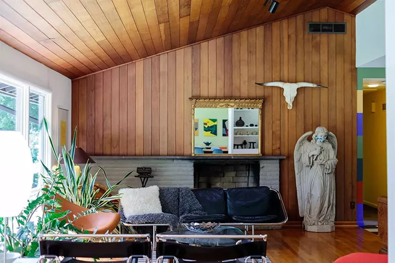 This Funky Midcentury Modern Abode Owned by an Award-Winning Artist Is ...
