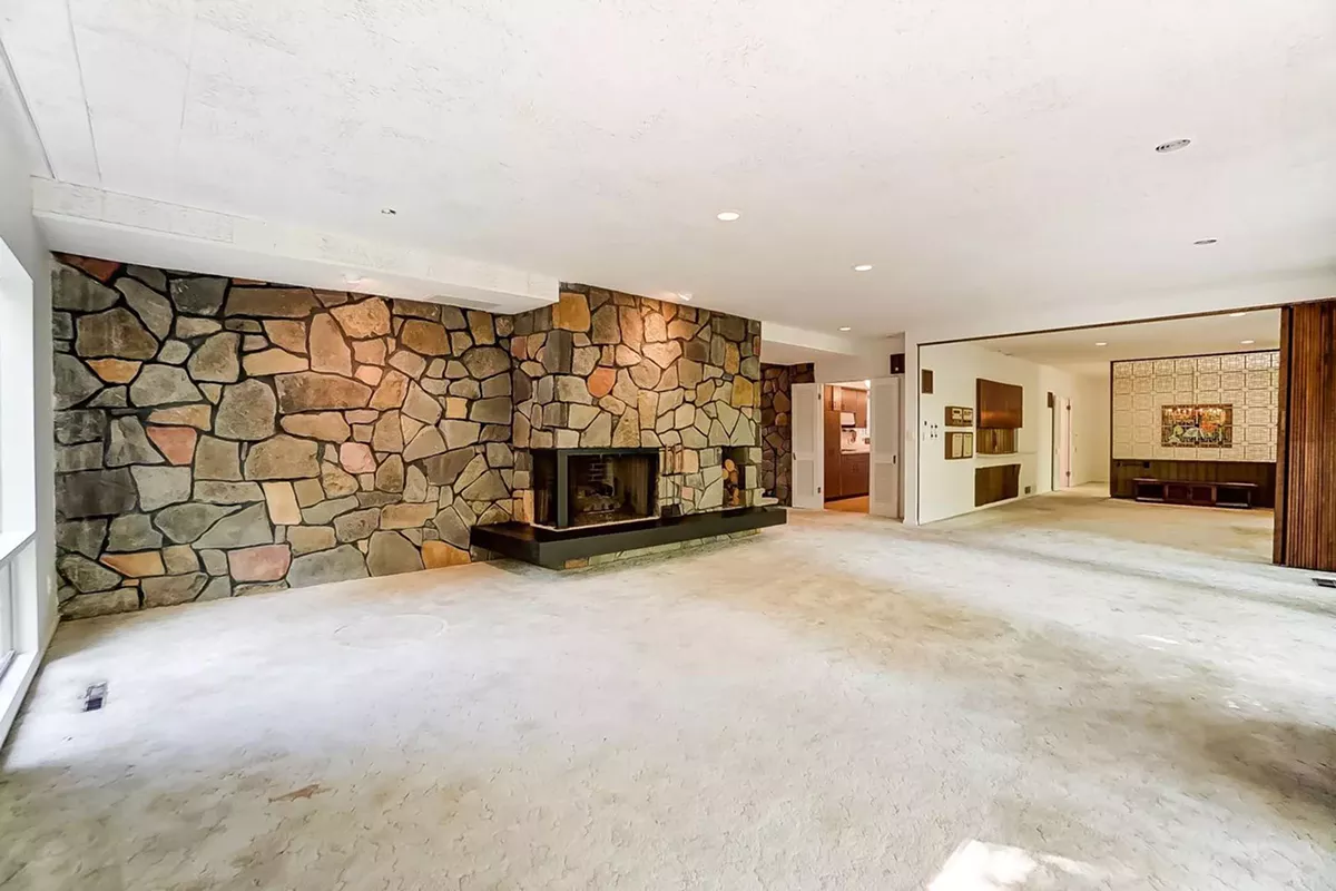 Inside a Midcentury Modern Time Capsule Home For Sale in Anderson Township