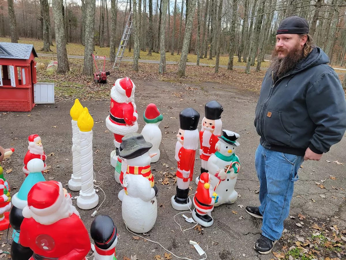See Photos of the 'Crazy Light Guy' and His Hundreds of Vintage Blow Molds