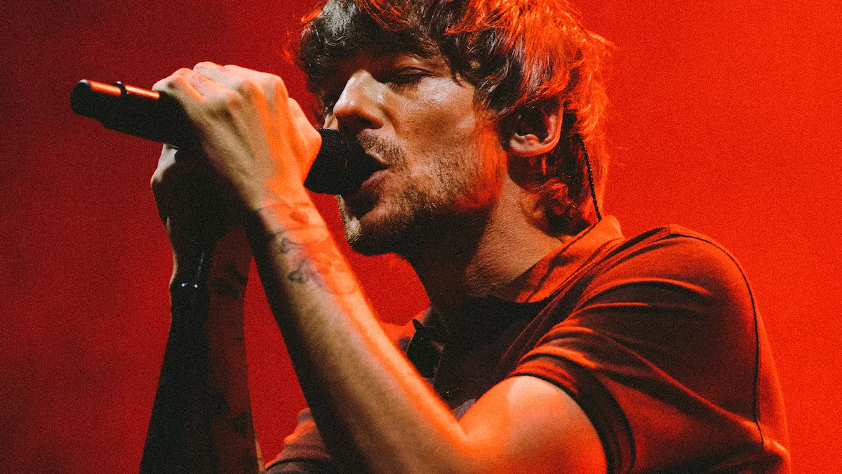 Louis Tomlinson's Cincinnati Show Gets Steamy [Photos]