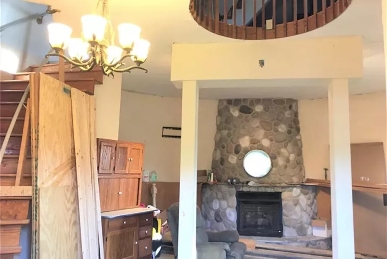You Can Live in An Actual Windmill in Northern Ohio For $280,000