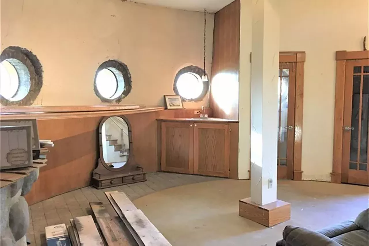 You Can Live in An Actual Windmill in Northern Ohio For $280,000