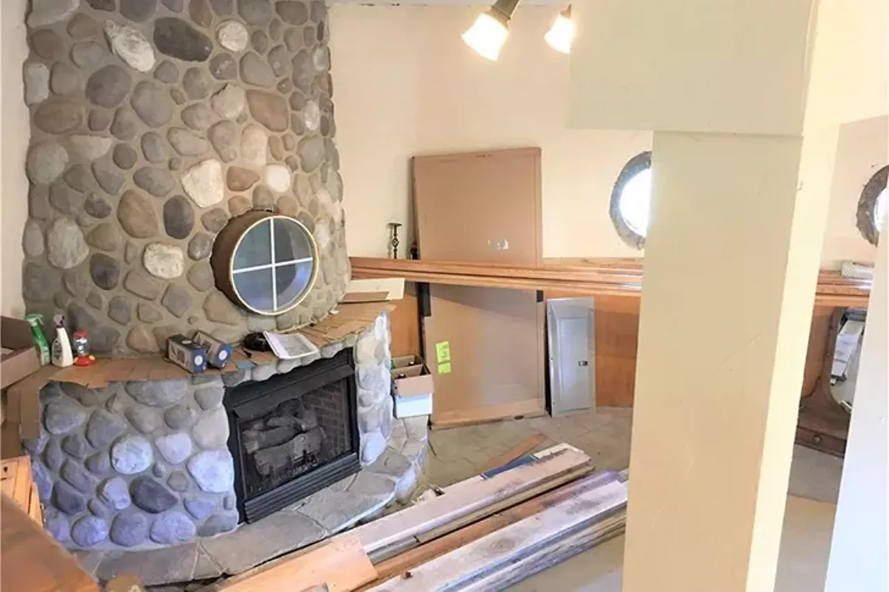 You Can Live in An Actual Windmill in Northern Ohio For $280,000